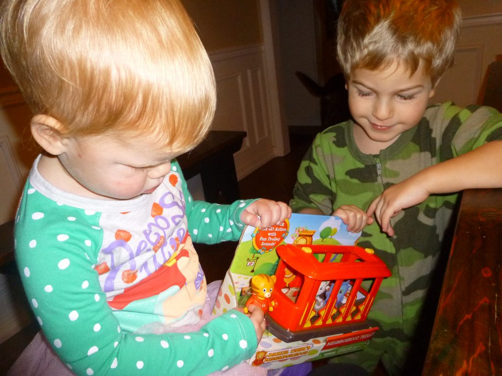 Daniel Tiger is in the 'Hood! - The Mom of the Year