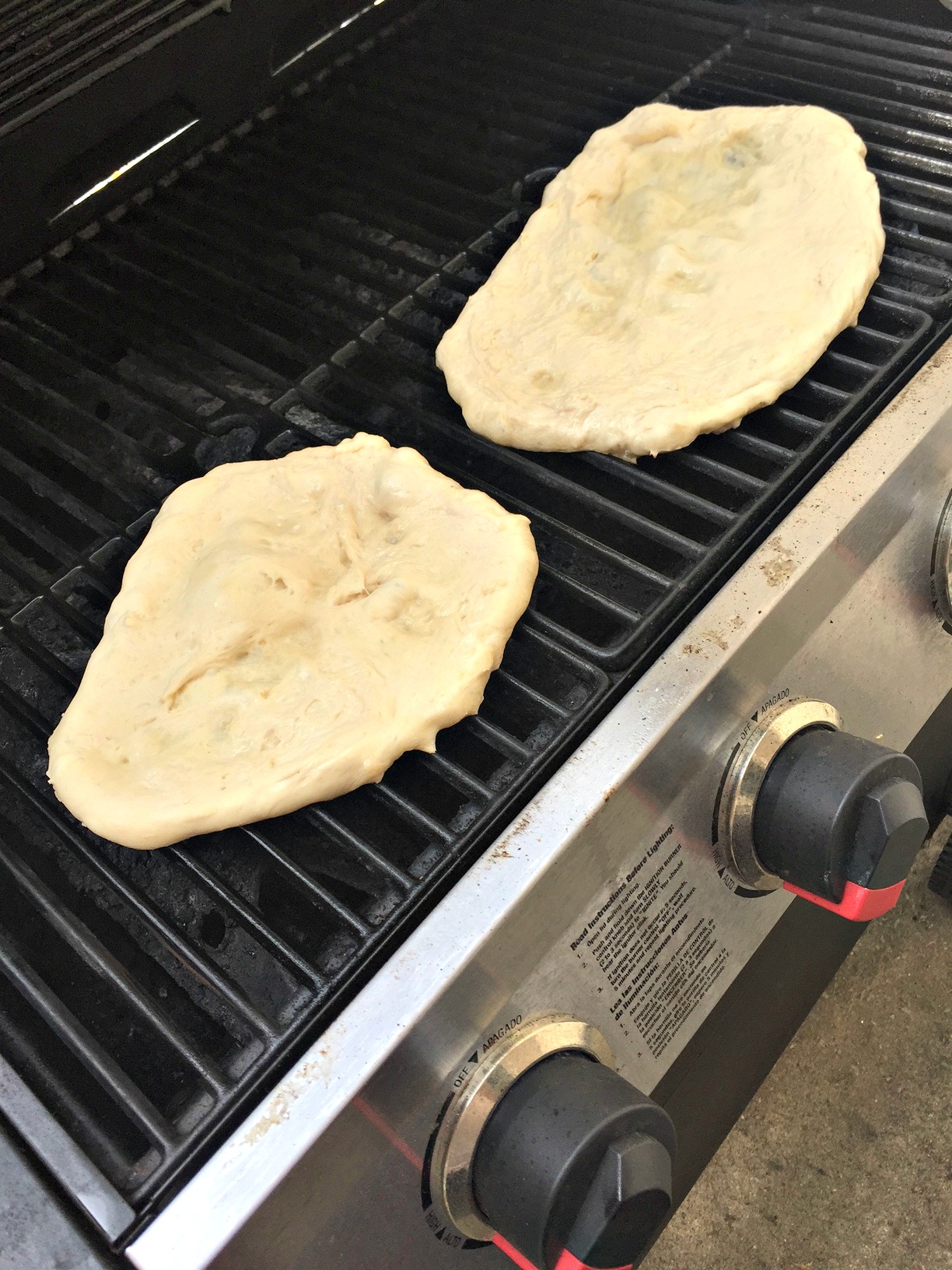 Grilled Pizza - The Mom of the Year