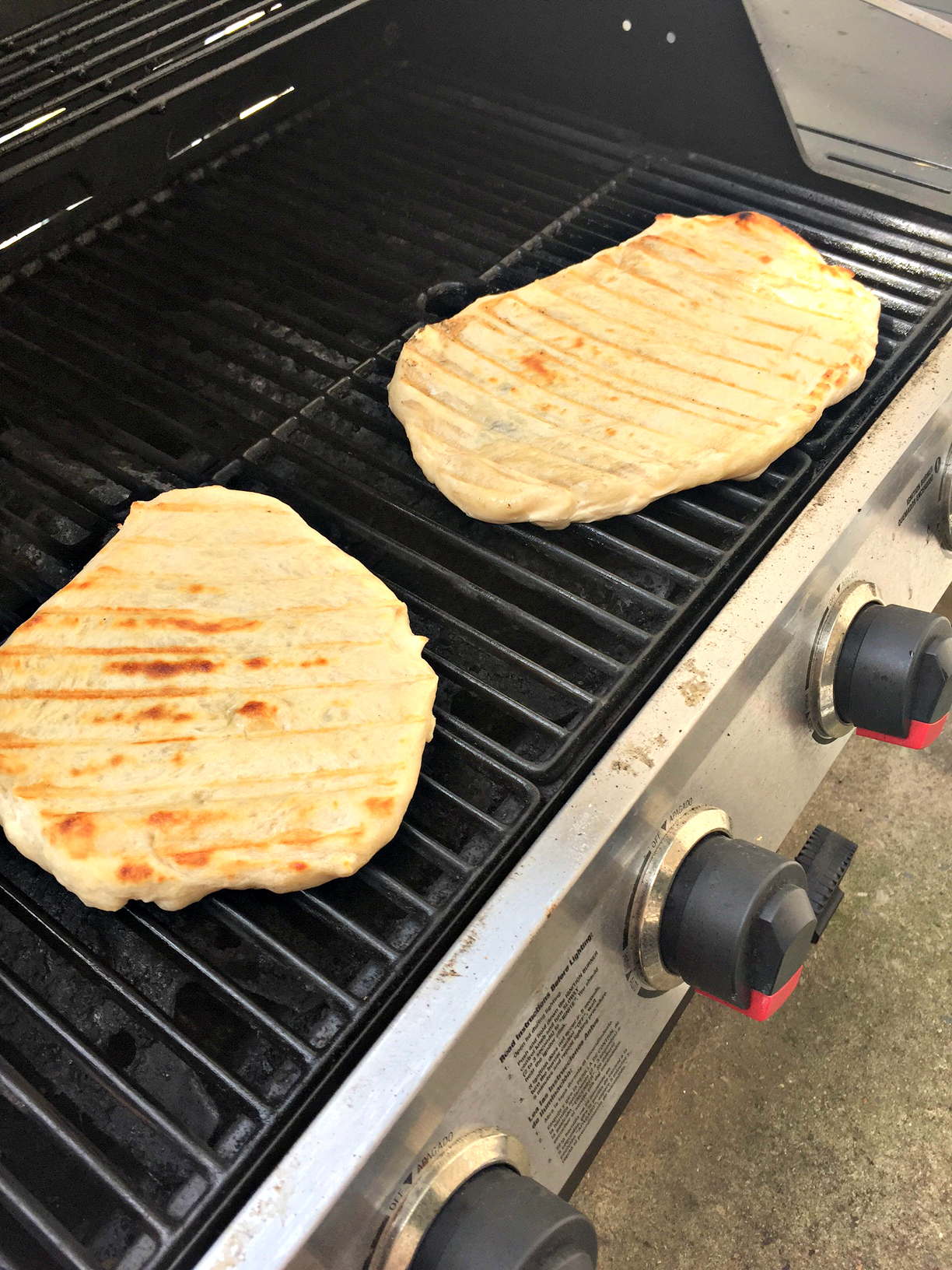 Grilled Pizza - The Mom of the Year