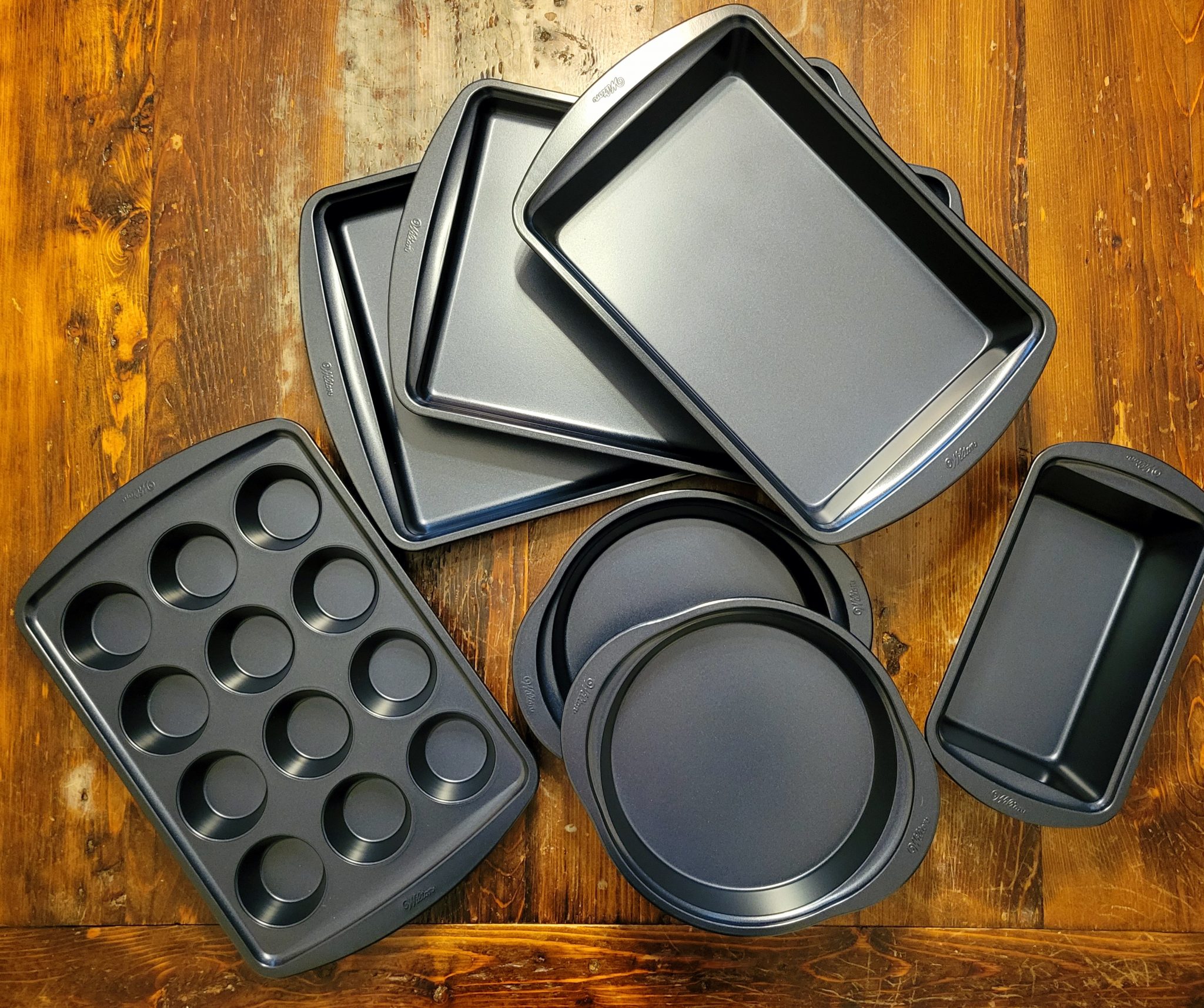 11 Homebody Gifts to Win Christmas - The Mom of the Year